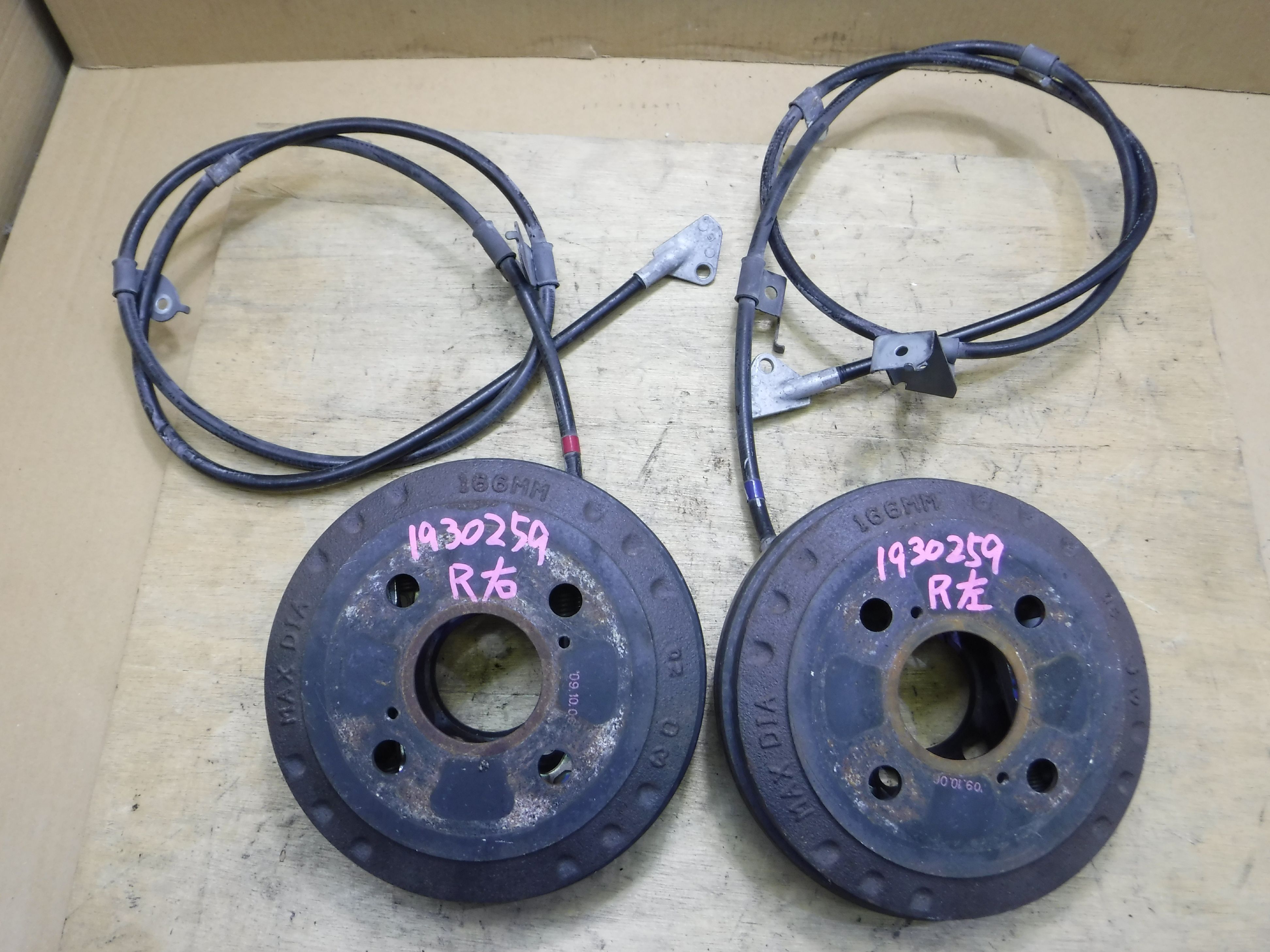 193259)平成21年 ムーヴ L175S リアドラム左右セット ※バックプレート・ワイヤー付 42431-B1011 ※走行距離61,580kmの落札情報詳細 - Yahoo!オークション ...